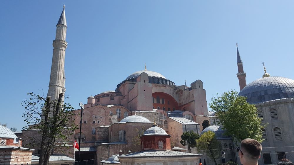 Πράσινο φως από το τουρκικό ΣτΕ για τη μετατροπή της Αγίας Σοφίας σε ...
