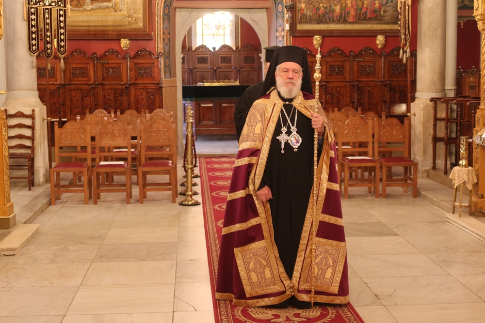 Μητροπολίτης Σύρου Δωρόθεος>Πίστη είναι 24 ώρες απελπισίας και ένα ...