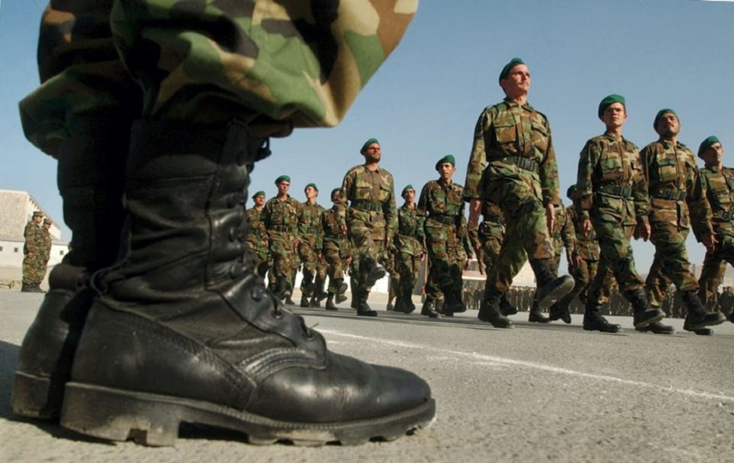 Θωρακίζουμε τα σύνορα> Ο κύβος ερρίφθη για υποχρεωτική 12μηνη θητεία ...