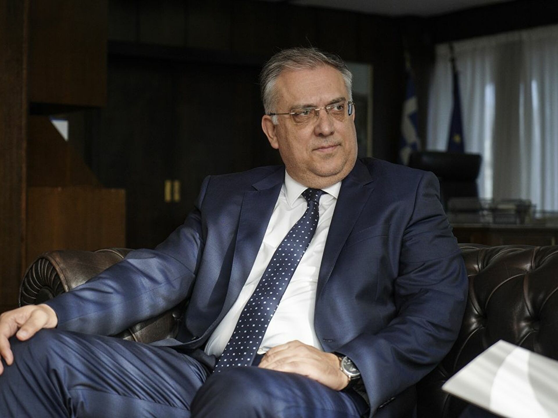 EKTAKTO> Τα αλλάζει όλα στην ΕΛΑΣ ο σκληρός Τάκης - Κουρδιστό Πορτοκάλι