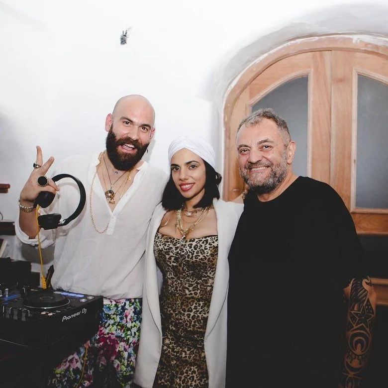 A Tribute to Dj Dion - Κουρδιστό Πορτοκάλι