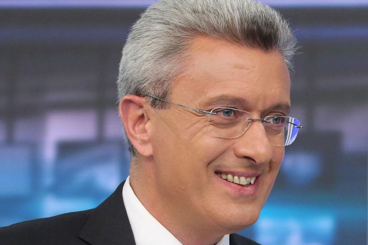 O Nίκος Χατζηνικολάου στη συνέντευξη της ζωής του [Απαραίτητη η γονική ...