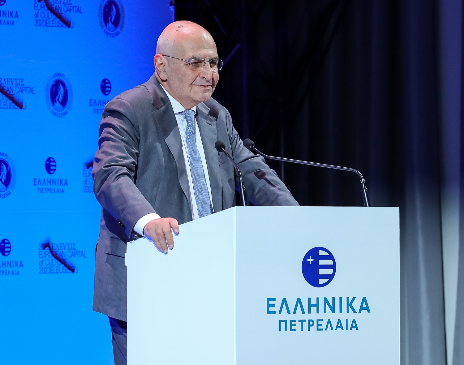 Η ΕΛΛΗΝΙΚΑ ΠΕΤΡΕΛΑΙΑ προσφέρει στην Ελευσίνα τον 1ο σύγχρονο Κλειστό ...