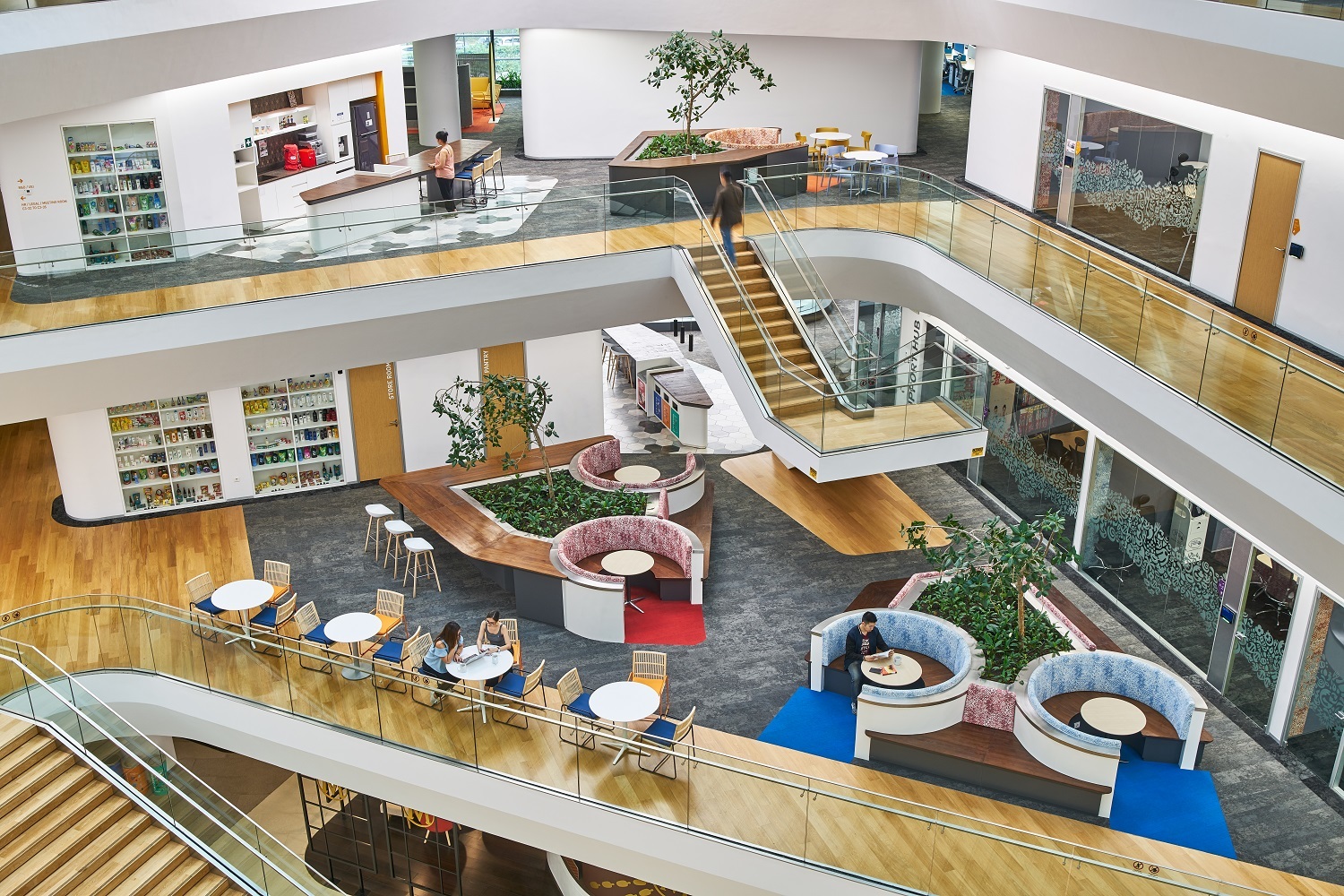 Unilever> Αίφνης Έλληνες εκδότες εξαπολύουν σφοδρή επίθεση σε έναν από ...