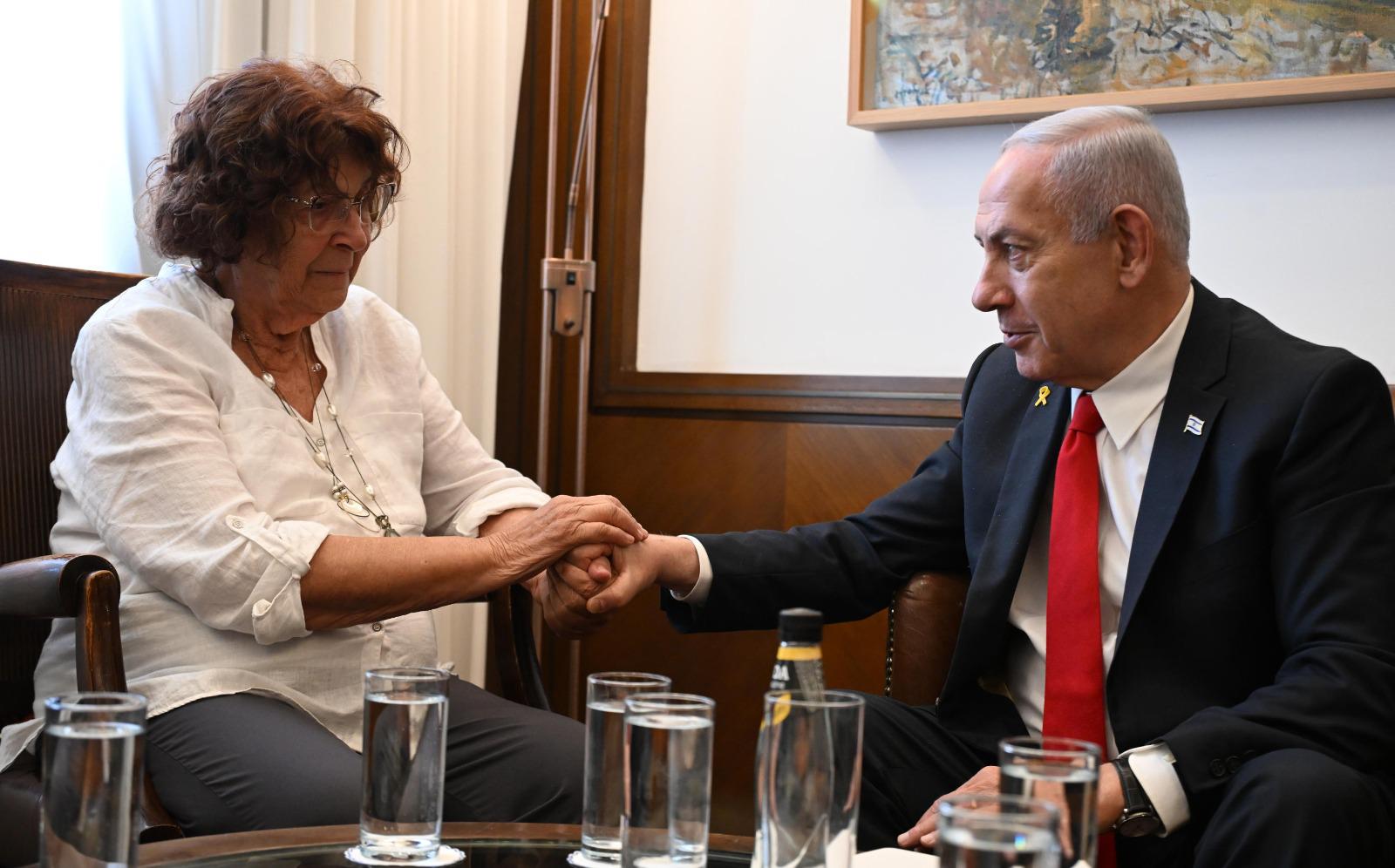 Eli Cohen> H Mossad ανακοίνωσε ότι μετά από μια ειδική επιχείρηση μέσα ...