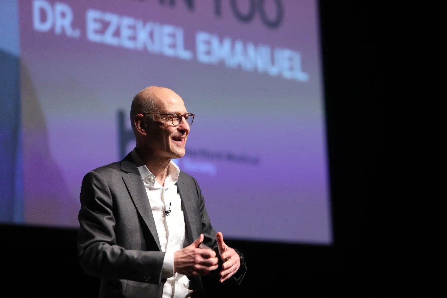 Dr. Zeke Emanuel> Ο κορυφαίος ογκολόγος των ΗΠΑ υποστηρίζει ότι ο Biden ...