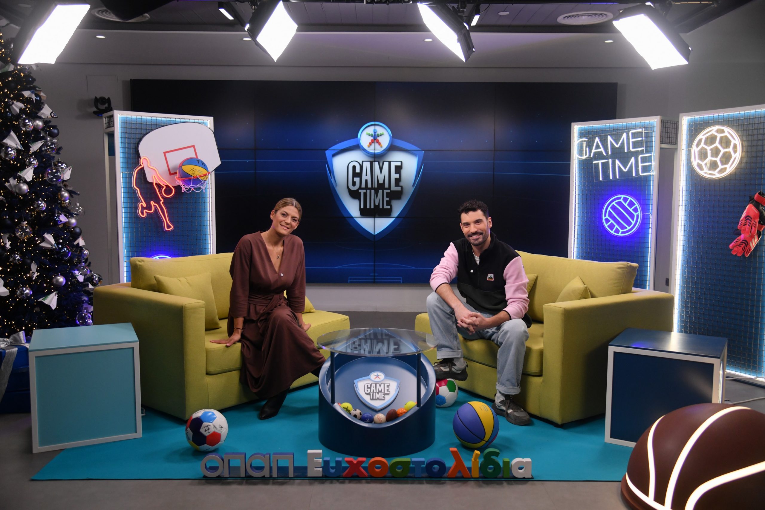 Ο Δημήτρης Τσίκλης στο Game Time> Το ντέρμπι με σαΐτες για καλό σκοπό ...